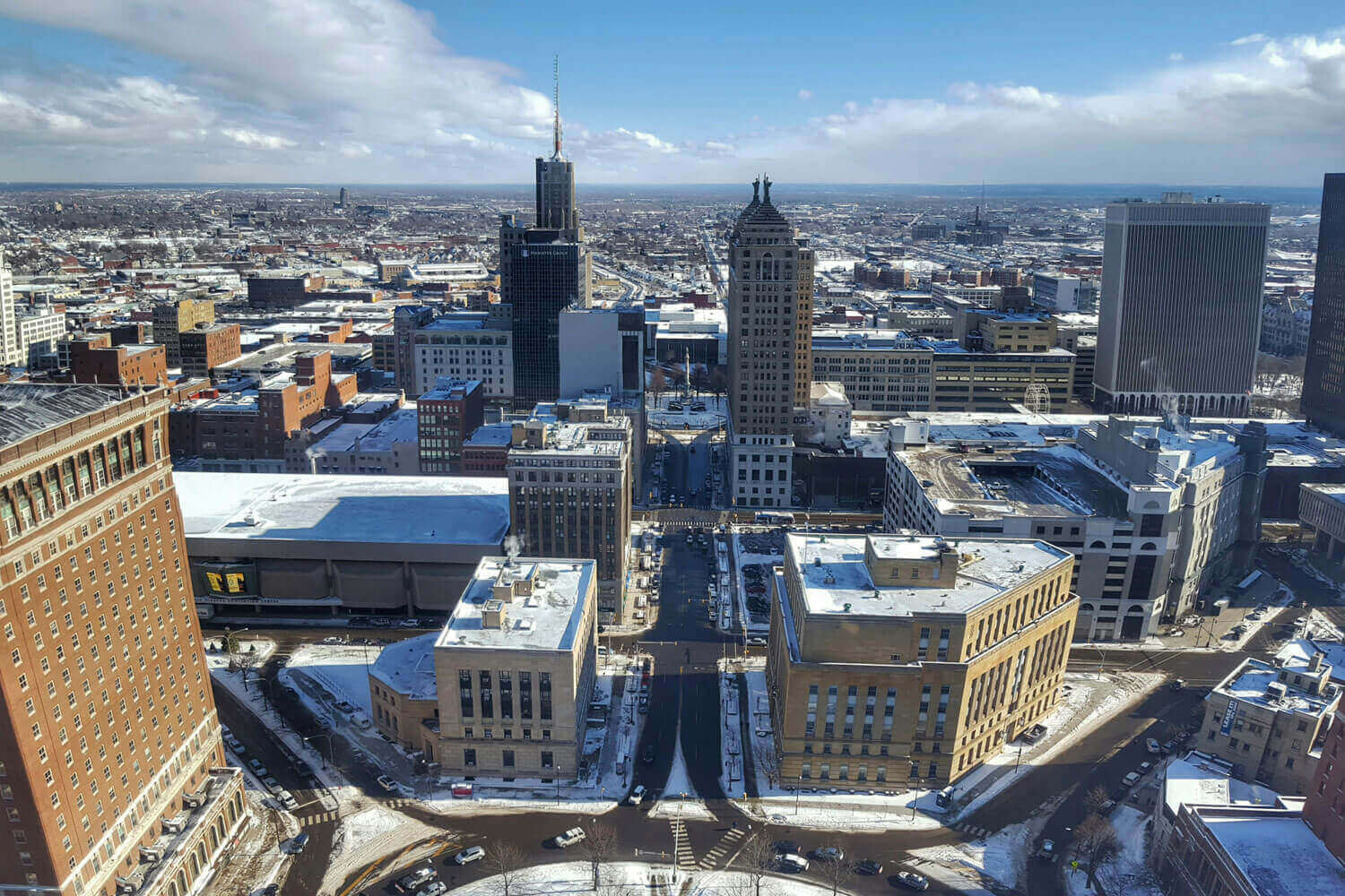 SuperShuttle Buffalo (BUF) Book Black Car, SUV & Private Van